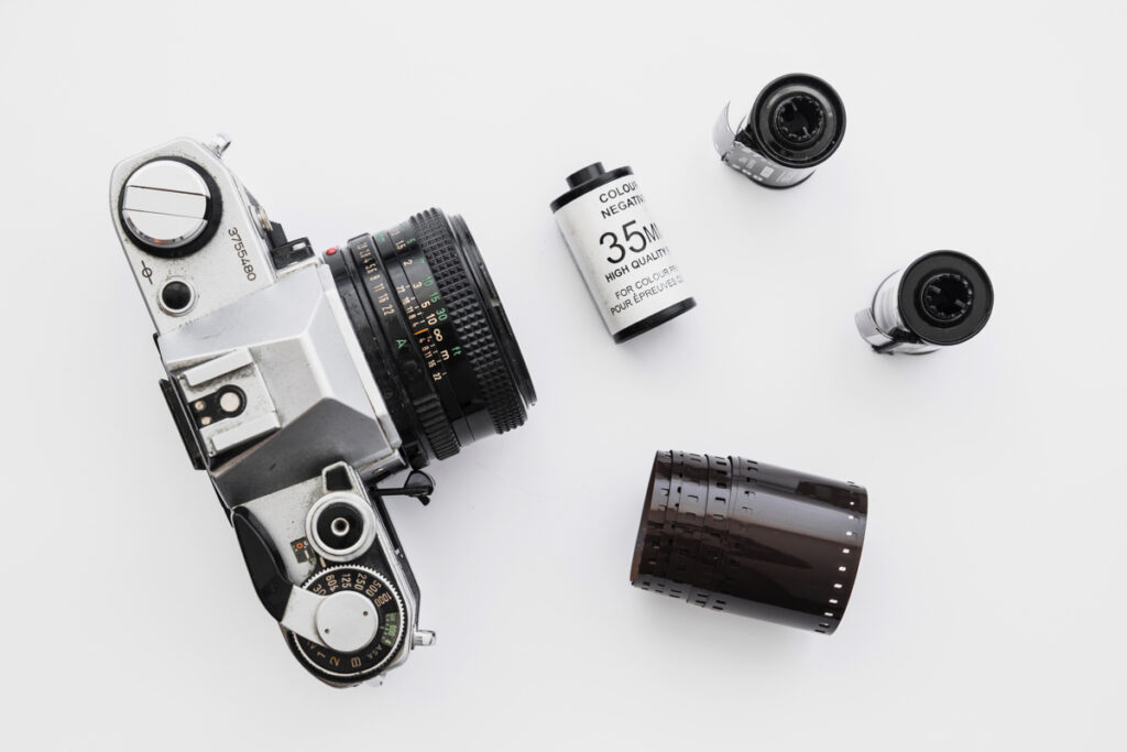 Best Film Cameras for Beginners in Film Photography - GS Yarn